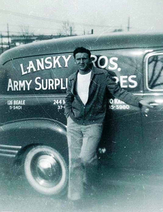 Verhaal achter Lansky Brothers | Elvis Presley Verzameling